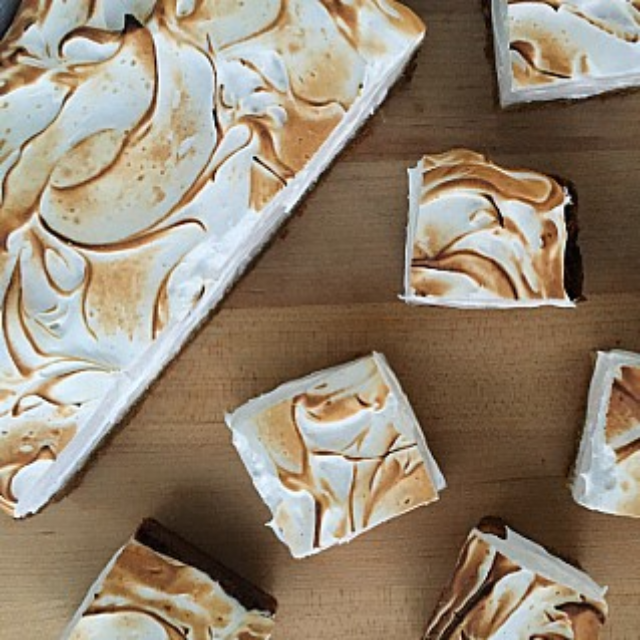Whole Lemon Meringue Bars